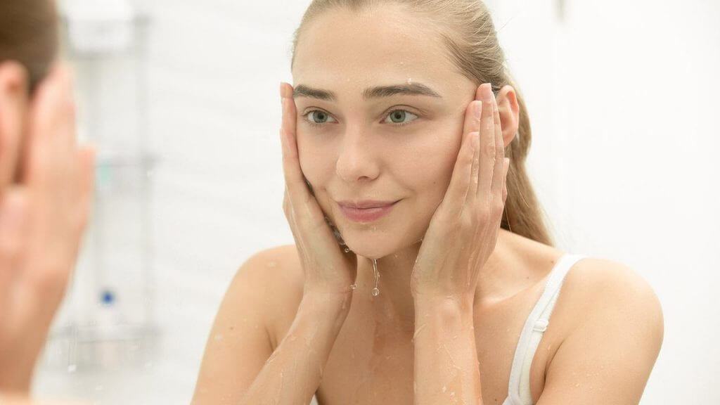 Chăm sóc loại da OSPT: Dầu, nhạy cảm, nhiễm sắc tố, căng #1